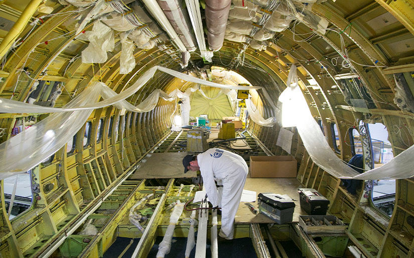 B737 Passenger Cargo Conversion: Extend Aircraft Lifespan